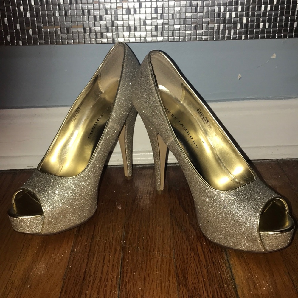 Gold Sparkle Shoes - Gem